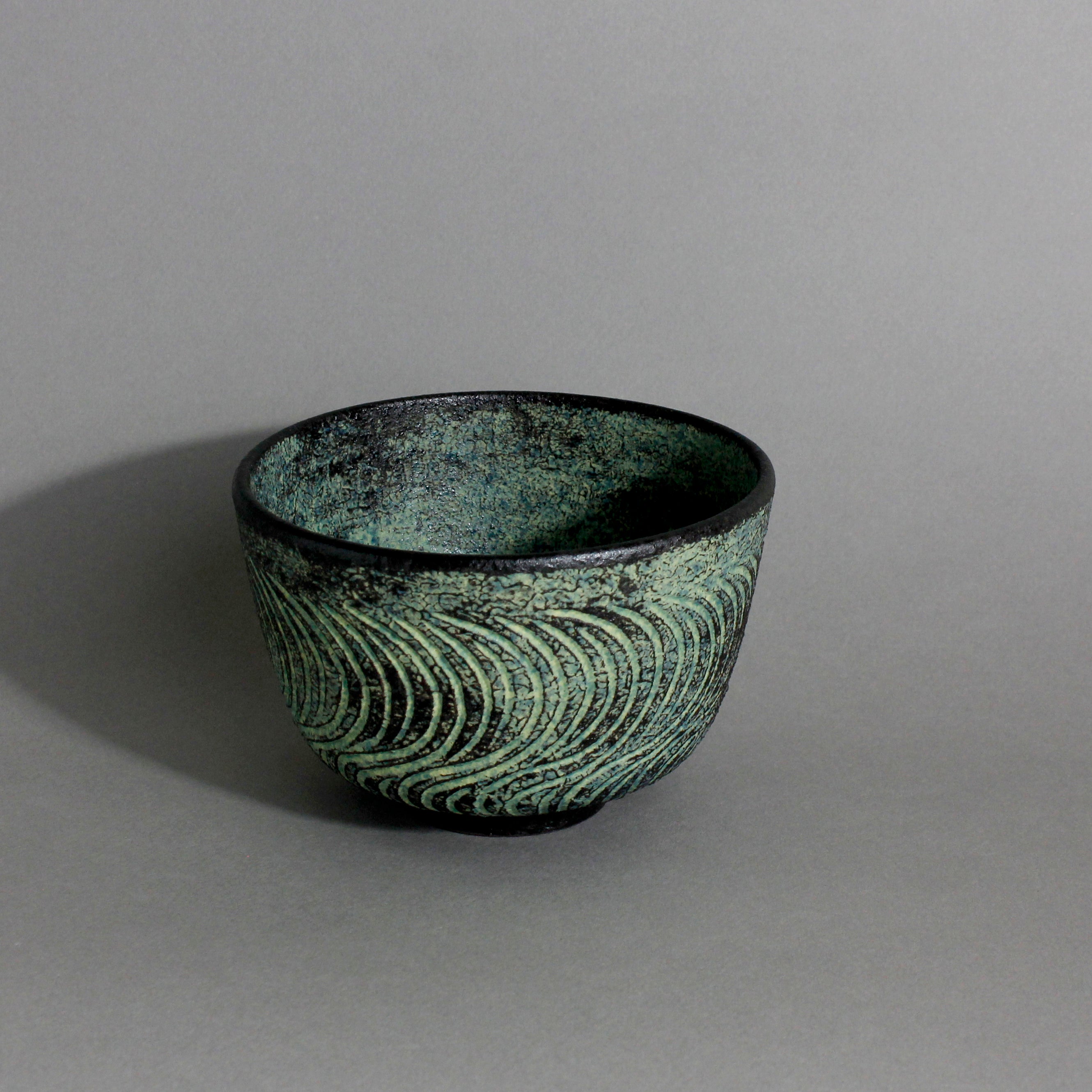 Wave Chawan - Matcha Bowl – In Pursuit of Tea